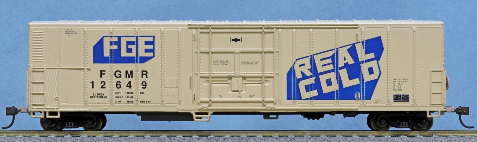 FGE "Real Cold", 57' mechanical reefer (Athearn): Cascade Green Forever!